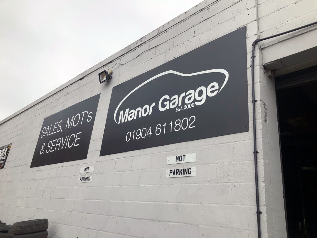 About Manor Garage, Rawcliffe, York (tel: 01904 611802)